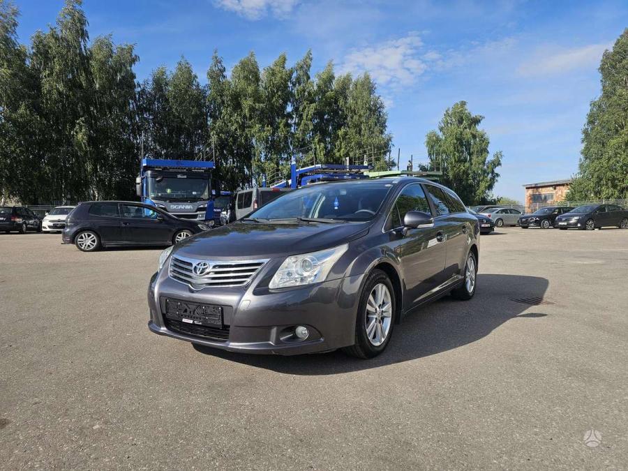 Pelēks Toyota Avensis 2010 Ukmergė, ar dzinēja tilpumu 2.00 L un nobraukumu 240 tūkst. km par 3650 €, foto 14 vietnē AUTOMOTO.COM.LV