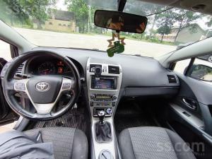 Grey Toyota Avensis 2010 in Valmiera, with an engine capacity of 2.00 L and mileage of 376 thousand km for 3199 €, photo 10 on AUTOMOTO.COM.LV