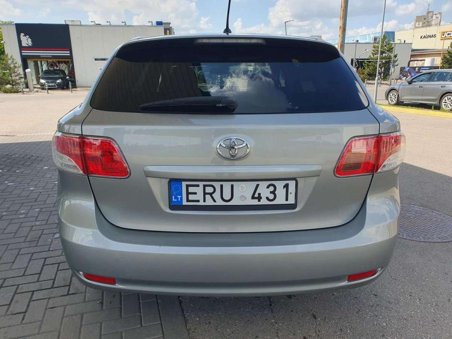 Серый Тойота Авенсис 2010 в Каунас, объемом двигателя 1.80 л и пробегом 306 тыс. км за 3950 €, фото 6 на AUTOMOTO.COM.LV