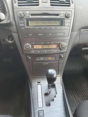 Серый Тойота Авенсис 2010 в Каунас, объемом двигателя 1.80 л и пробегом 306 тыс. км за 3950 €, фото 13 на AUTOMOTO.COM.LV