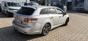 Серый Тойота Авенсис 2010 в Рига, объемом двигателя 2.20 л и пробегом 453 тыс. км за 2500 €, фото 5 на AUTOMOTO.COM.LV