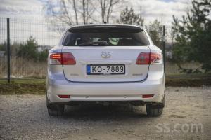 Grey Toyota Avensis 2010 in Riga, with an engine capacity of 2.30 L and mileage of 346 thousand km for 5890 €, photo 6 on AUTOMOTO.COM.LV