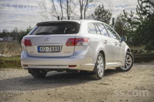 Grey Toyota Avensis 2010 in Riga, with an engine capacity of 2.30 L and mileage of 346 thousand km for 5890 €, photo 7 on AUTOMOTO.COM.LV
