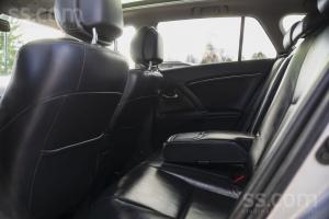 Grey Toyota Avensis 2010 in Riga, with an engine capacity of 2.30 L and mileage of 346 thousand km for 5890 €, photo 11 on AUTOMOTO.COM.LV