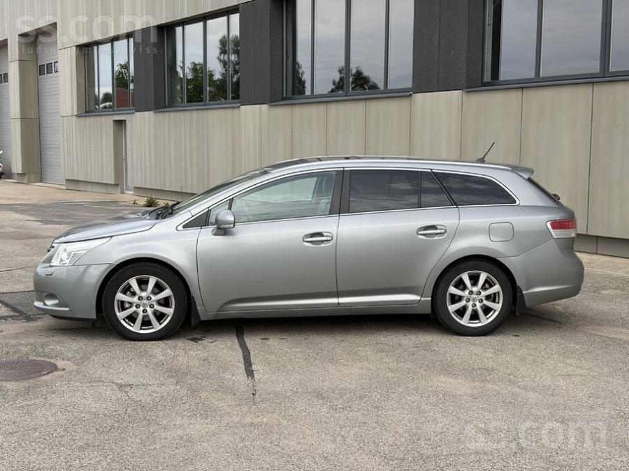 Серый Тойота Авенсис 2010 в Рига, объемом двигателя 2.00 л и пробегом 337 тыс. км за 1150 €, фото 6 на AUTOMOTO.COM.LV