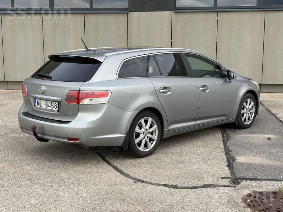 Серый Тойота Авенсис 2010 в Рига, объемом двигателя 2.00 л и пробегом 337 тыс. км за 1150 €, фото 17 на AUTOMOTO.COM.LV