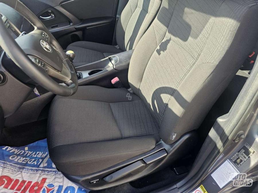 Серый Тойота Авенсис 2010 в Укмерге, объемом двигателя 2.00 л и пробегом 240 тыс. км за 3650 €, фото 13 на AUTOMOTO.COM.LV
