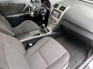 Grey Toyota Avensis 2010 in Riga, with an engine capacity of 2.00 L and mileage of 330 thousand km for 3500 €, photo 14 on AUTOMOTO.COM.LV