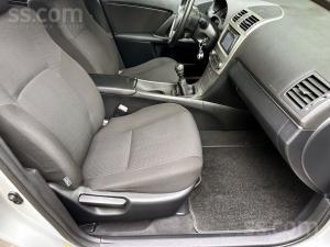 Grey Toyota Avensis 2010 in Riga, with an engine capacity of 2.00 L and mileage of 330 thousand km for 3500 €, photo 15 on AUTOMOTO.COM.LV