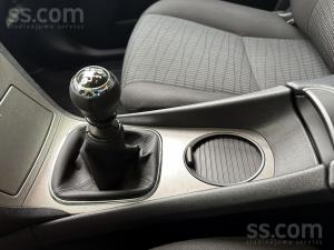 Grey Toyota Avensis 2010 in Riga, with an engine capacity of 2.00 L and mileage of 330 thousand km for 3500 €, photo 19 on AUTOMOTO.COM.LV
