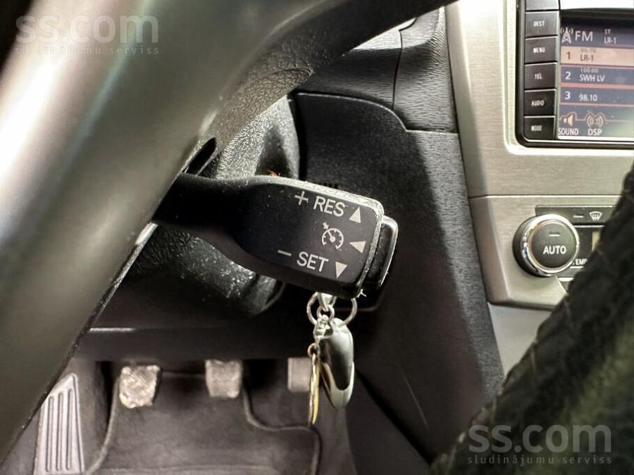 Grey Toyota Avensis 2010 in Riga, with an engine capacity of 2.00 L and mileage of 330 thousand km for 3500 €, photo 20 on AUTOMOTO.COM.LV