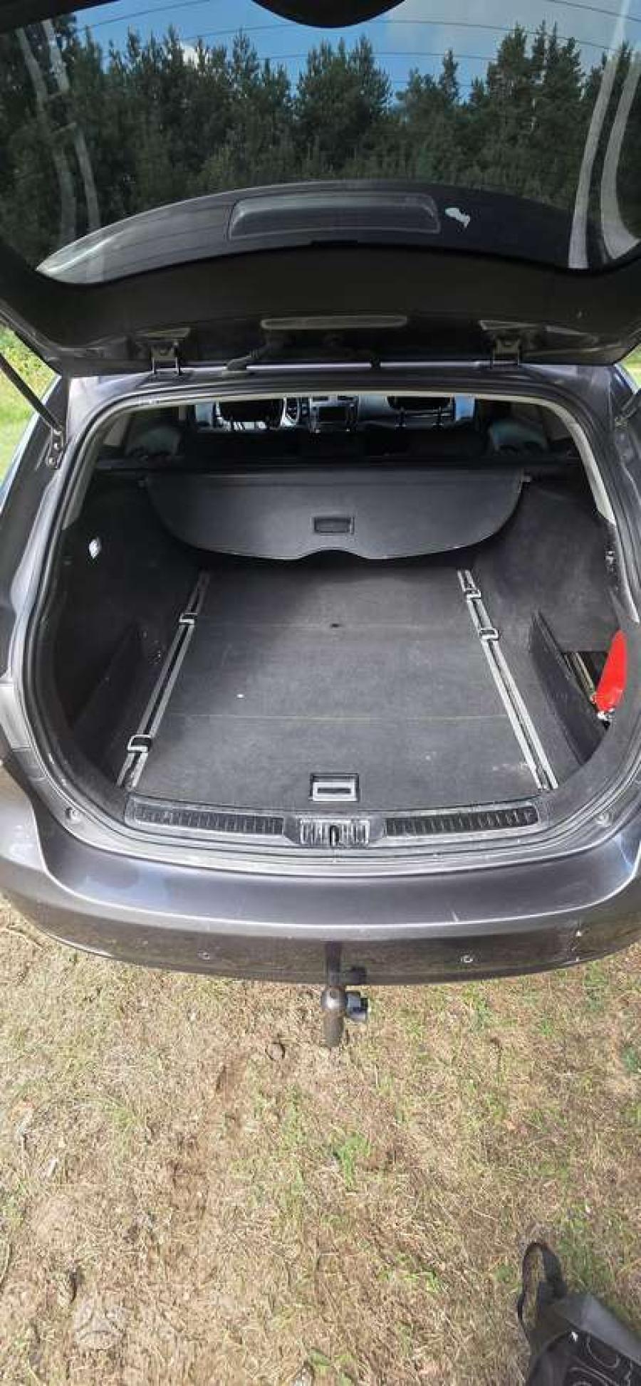 Pelēks Toyota Avensis 2010 Viļņa, ar dzinēja tilpumu 2.00 L un nobraukumu 394 tūkst. km par 2200 €, foto 6 vietnē AUTOMOTO.COM.LV