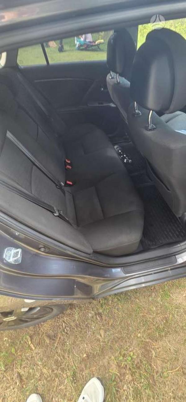 Grey Toyota Avensis 2010 in Vilnius, with an engine capacity of 2.00 L and mileage of 394 thousand km for 2200 €, photo 10 on AUTOMOTO.COM.LV