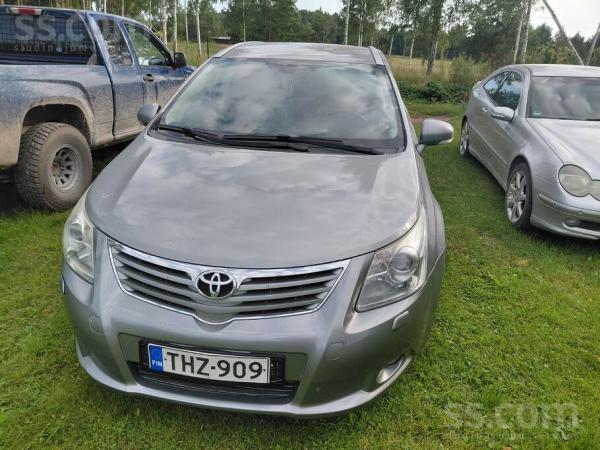 Серый Тойота Авенсис 2010 в Рига, объемом двигателя 2.00 л и пробегом 390 тыс. км за 2250 €, фото 1 на AUTOMOTO.COM.LV