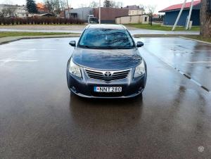 Grey Toyota Avensis 2011 in Klaipeda, with an engine capacity of 2.23 L and mileage of 211 thousand km for 5200 €, photo  on AUTOMOTO.COM.LV