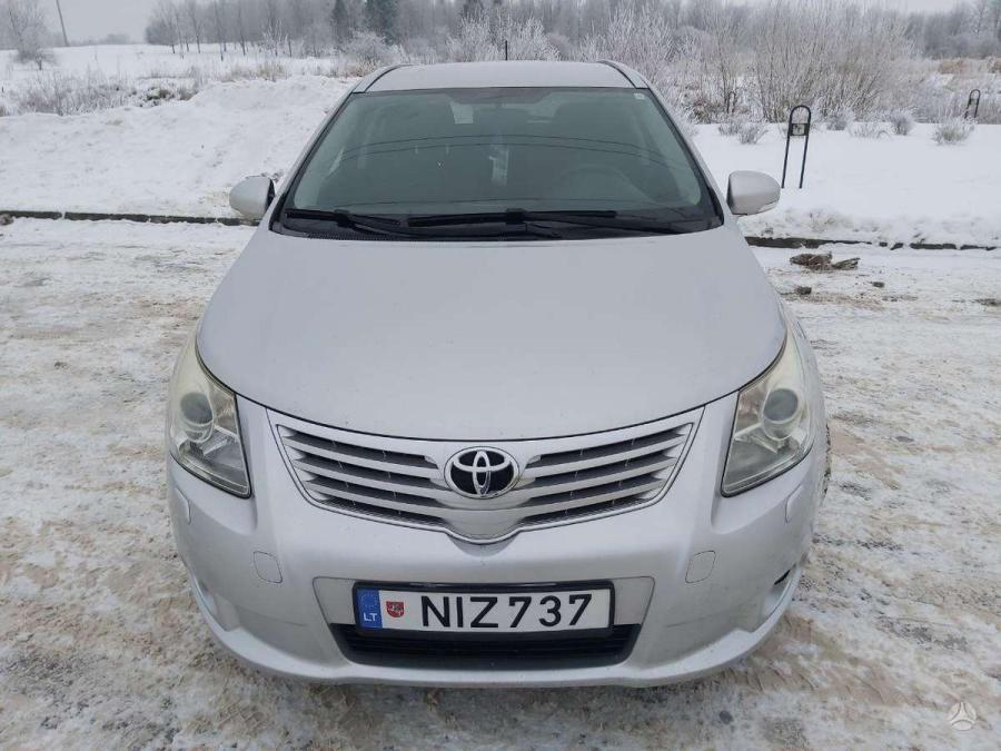 Pelēks Toyota Avensis 2011 Šauļi, ar dzinēja tilpumu 2.00 L un nobraukumu 269 tūkst. km par 4100 €, foto 1 vietnē AUTOMOTO.COM.LV