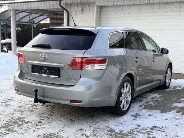 Pelēks Toyota Avensis 2011 Ukmergė, ar dzinēja tilpumu 2.00 L un nobraukumu 279 tūkst. km par 4750 €, foto 5 vietnē AUTOMOTO.COM.LV
