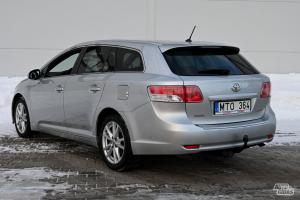 Pelēks Toyota Avensis 2011 Kretinga, ar dzinēja tilpumu 2.20 L un nobraukumu 227 tūkst. km par 4550 €, foto 9 vietnē AUTOMOTO.COM.LV