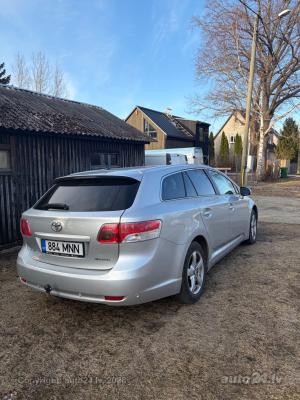 Pelēks Toyota Avensis 2011 Pērnava, ar dzinēja tilpumu 1.80 L un nobraukumu 204 tūkst. km par 5300 €, foto 5 vietnē AUTOMOTO.COM.LV