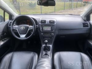 Серый Тойота Авенсис 2011 в Валмиера, объемом двигателя 2.00 л и пробегом 295 тыс. км за 4390 €, фото 7 на AUTOMOTO.COM.LV