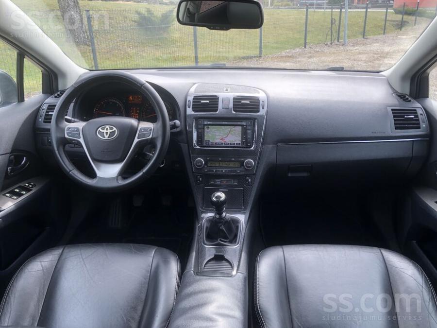 Серый Тойота Авенсис 2011 в Валмиера, объемом двигателя 2.00 л и пробегом 295 тыс. км за 4390 €, фото 7 на AUTOMOTO.COM.LV