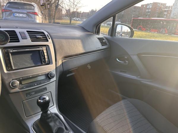 Pelēks Toyota Avensis 2011 Kauņa, ar dzinēja tilpumu 2.00 L un nobraukumu 291 tūkst. km par 4500 €, foto 8 vietnē AUTOMOTO.COM.LV