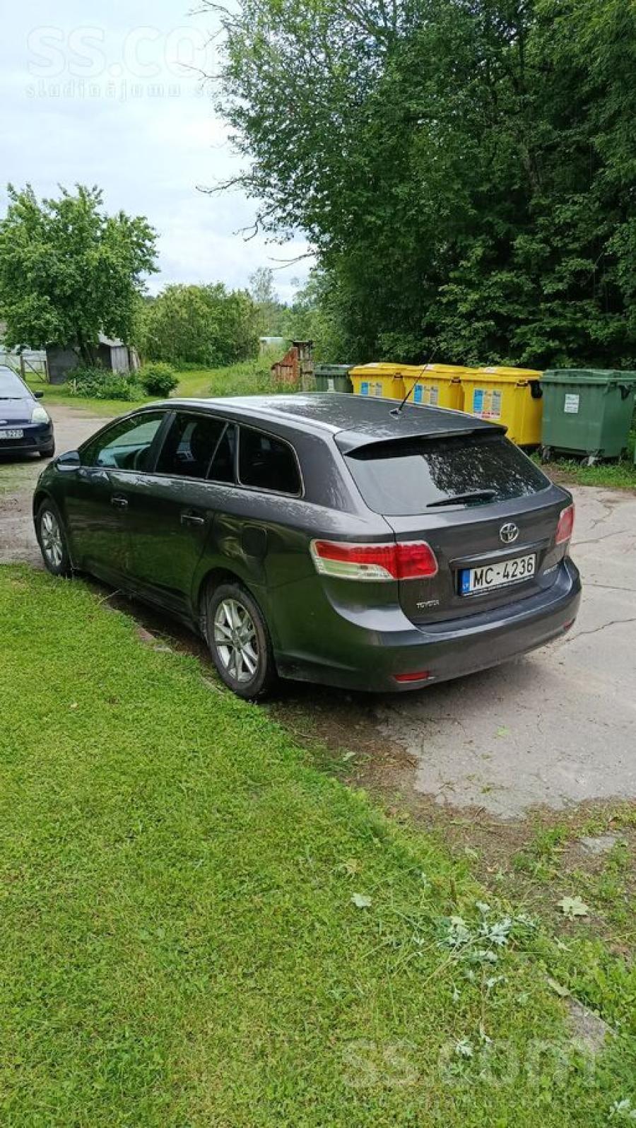 Серый Тойота Авенсис 2011 в Айзкраукле, объемом двигателя 2.00 л и пробегом 218 тыс. км за 4000 €, фото 1 на AUTOMOTO.COM.LV