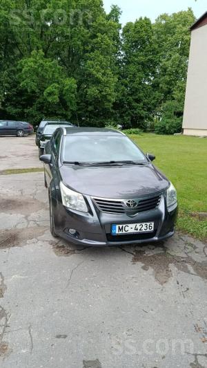 Серый Тойота Авенсис 2011 в Айзкраукле, объемом двигателя 2.00 л и пробегом 218 тыс. км за 4000 €, фото 4 на AUTOMOTO.COM.LV