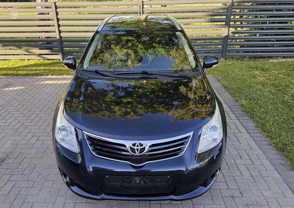 Серый Тойота Авенсис 2011 в Каунас, объемом двигателя 2.00 л и пробегом 235 тыс. км за 4500 €, фото 2 на AUTOMOTO.COM.LV