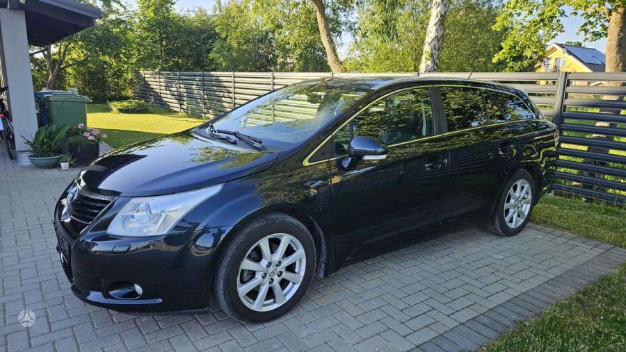 Серый Тойота Авенсис 2011 в Каунас, объемом двигателя 2.00 л и пробегом 235 тыс. км за 4500 €, фото 5 на AUTOMOTO.COM.LV