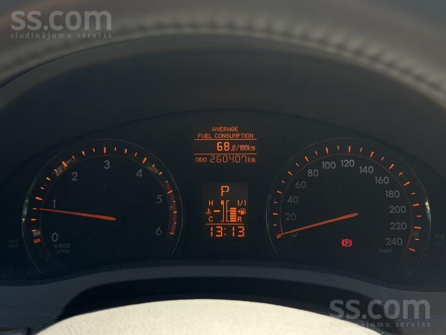 Серый Тойота Авенсис 2011 в Рига, объемом двигателя 2.20 л и пробегом 260 тыс. км за 4100 €, фото 13 на AUTOMOTO.COM.LV