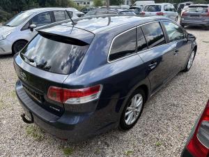 Серый Тойота Авенсис 2011 в Укмерге, объемом двигателя 2.00 л и пробегом 300 тыс. км за 1999 €, фото 5 на AUTOMOTO.COM.LV