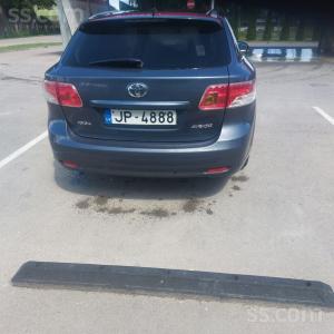 Pelēks Toyota Avensis 2011 Bauska, ar dzinēja tilpumu 2.20 L un nobraukumu 300 tūkst. km par 2700 €, foto 6 vietnē AUTOMOTO.COM.LV