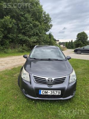 Pelēks Toyota Avensis 2011 Talsi, ar dzinēja tilpumu 2.20 L un nobraukumu 460 tūkst. km par 2190 €, foto  vietnē AUTOMOTO.COM.LV