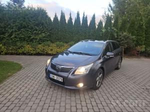 Grey Toyota Avensis 2011 in Riga, with an engine capacity of 2.20 L and mileage of 460 thousand km for 1780 €, photo 1 on AUTOMOTO.COM.LV