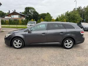 Pelēks Toyota Avensis 2011 Jurbarkas, ar dzinēja tilpumu 2.00 L un nobraukumu 258 tūkst. km par 4150 €, foto  vietnē AUTOMOTO.COM.LV