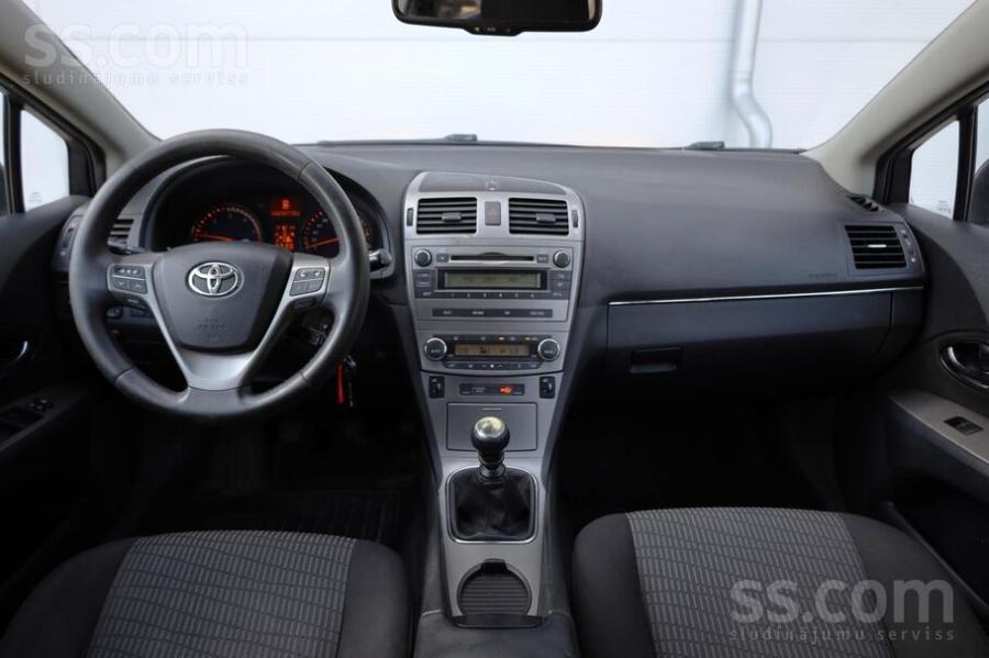Pelēks Toyota Avensis 2011 Rīga, ar dzinēja tilpumu 2.20 L un nobraukumu 442 tūkst. km par 1995 €, foto 6 vietnē AUTOMOTO.COM.LV