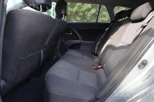 Pelēks Toyota Avensis 2011 Rīga, ar dzinēja tilpumu 2.20 L un nobraukumu 442 tūkst. km par 1995 €, foto 12 vietnē AUTOMOTO.COM.LV