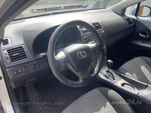 Серый Тойота Авенсис 2011 в Таллин, объемом двигателя 1.80 л и пробегом 197 тыс. км за 5500 €, фото 19 на AUTOMOTO.COM.LV