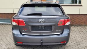 Grey Toyota Avensis 2011 in Kretinga, with an engine capacity of 2.20 L and mileage of 253 thousand km for 5650 €, photo 7 on AUTOMOTO.COM.LV