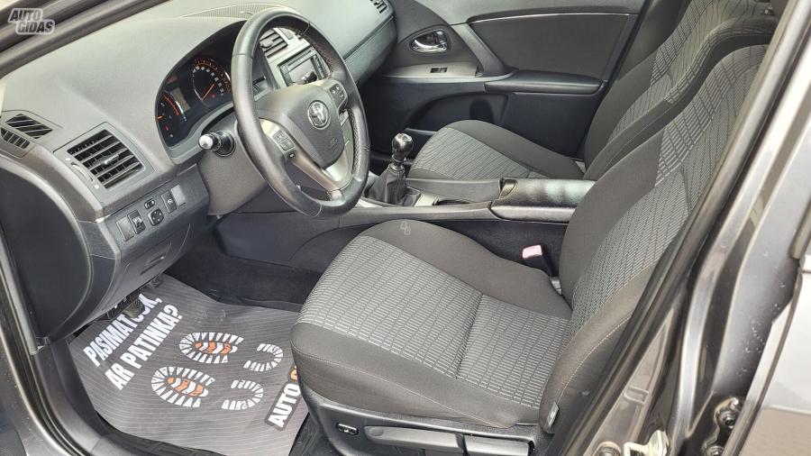 Grey Toyota Avensis 2011 in Kretinga, with an engine capacity of 2.20 L and mileage of 253 thousand km for 5650 €, photo 10 on AUTOMOTO.COM.LV