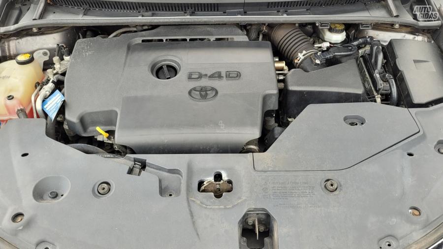 Grey Toyota Avensis 2011 in Kretinga, with an engine capacity of 2.20 L and mileage of 253 thousand km for 5650 €, photo 20 on AUTOMOTO.COM.LV