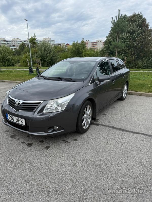 Серый Тойота Авенсис 2011 в Таллин, объемом двигателя 1.80 л и пробегом 250 тыс. км за 4950 €, фото 4 на AUTOMOTO.COM.LV
