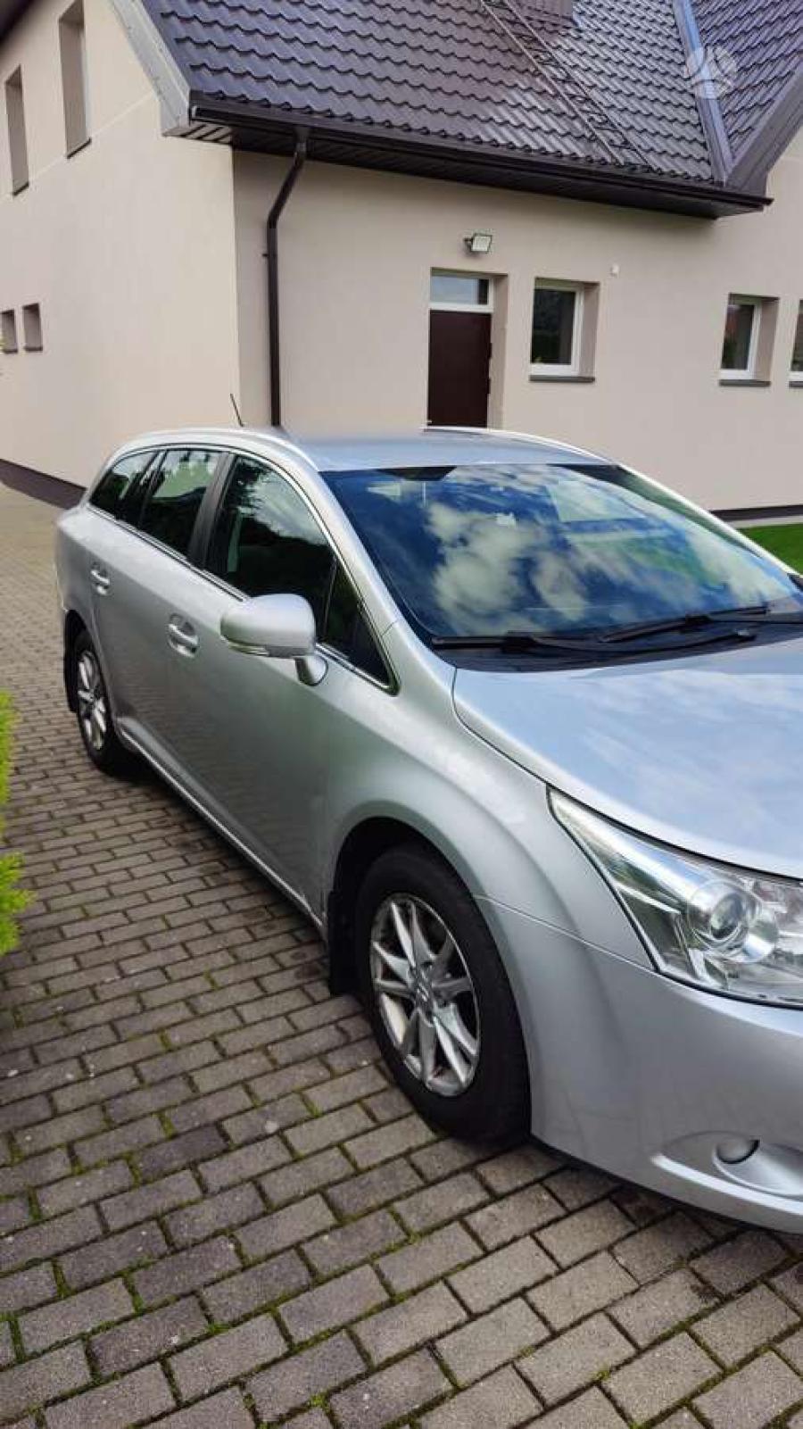 Pelēks Toyota Avensis 2011 Mažeikiai, ar dzinēja tilpumu 2.00 L un nobraukumu 250 tūkst. km par 5000 €, foto 5 vietnē AUTOMOTO.COM.LV