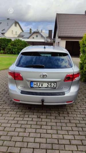 Pelēks Toyota Avensis 2011 Mažeikiai, ar dzinēja tilpumu 2.00 L un nobraukumu 250 tūkst. km par 5000 €, foto 6 vietnē AUTOMOTO.COM.LV