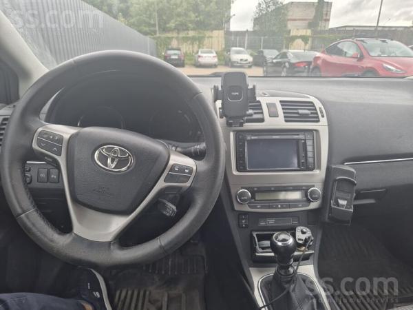 Toyota Avensis 2011 Rīga vietnē Pelēks Toyota Avensis 2011 Rīga, ar dzinēja tilpumu 2.00 L un nobraukumu 347 tūkst. km par 2200 €, foto 5 vietnē AUTOMOTO.COM.LV