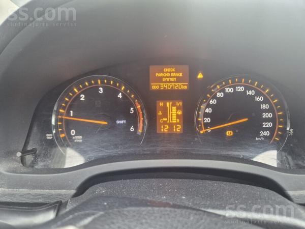 Toyota Avensis 2011 Rīga vietnē Pelēks Toyota Avensis 2011 Rīga, ar dzinēja tilpumu 2.00 L un nobraukumu 347 tūkst. km par 2200 €, foto 6 vietnē AUTOMOTO.COM.LV