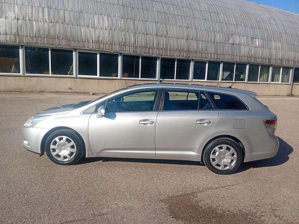Тойота Авенсис 2011 в Алитус на AUTOMOTO.COM.LV Серый Тойота Авенсис 2011 в Алитус, объемом двигателя 2.00 л и пробегом 2 тыс. км за 4000 €, фото 9 на AUTOMOTO.COM.LV