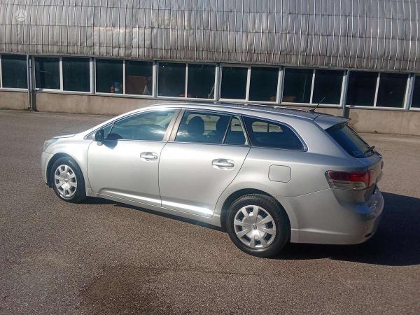 Тойота Авенсис 2011 в Алитус на AUTOMOTO.COM.LV Серый Тойота Авенсис 2011 в Алитус, объемом двигателя 2.00 л и пробегом 2 тыс. км за 4000 €, фото 10 на AUTOMOTO.COM.LV