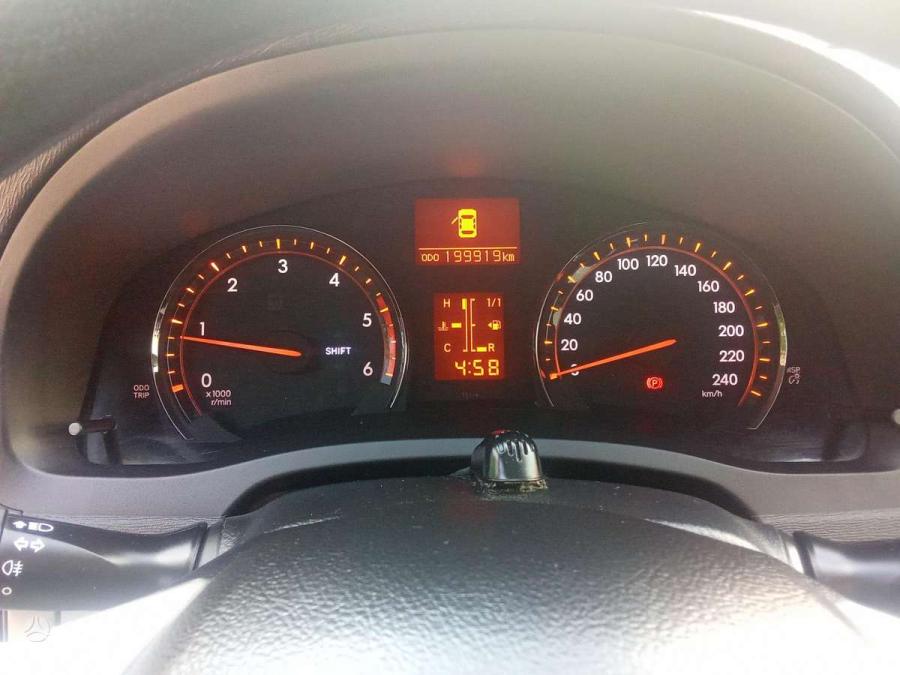 Серый Тойота Авенсис 2011 в Алитус, объемом двигателя 2.00 л и пробегом 2 тыс. км за 4000 €, фото 28 на AUTOMOTO.COM.LV